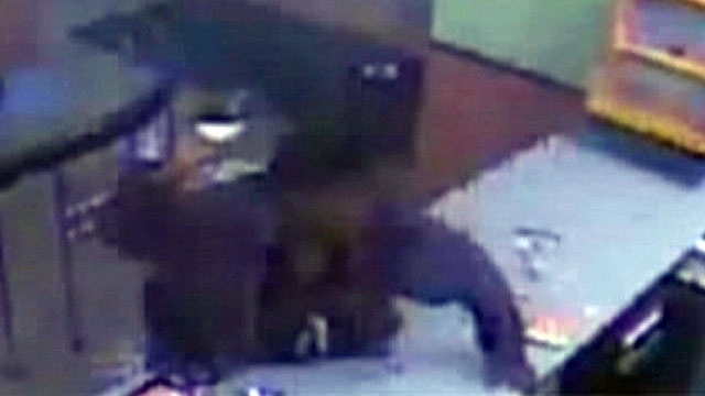 Fox Flash: Food Fight | Fox News Video