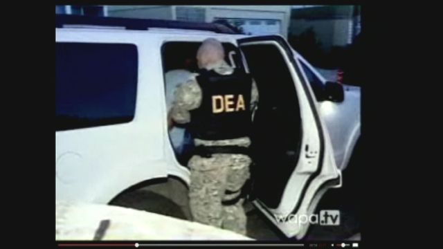 DEA Makes Smuggling Arrests in Puerto Rico Airport | Fox News Video