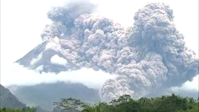 Volcano Spews Searing Clouds of Gas, Debris | Fox News Video